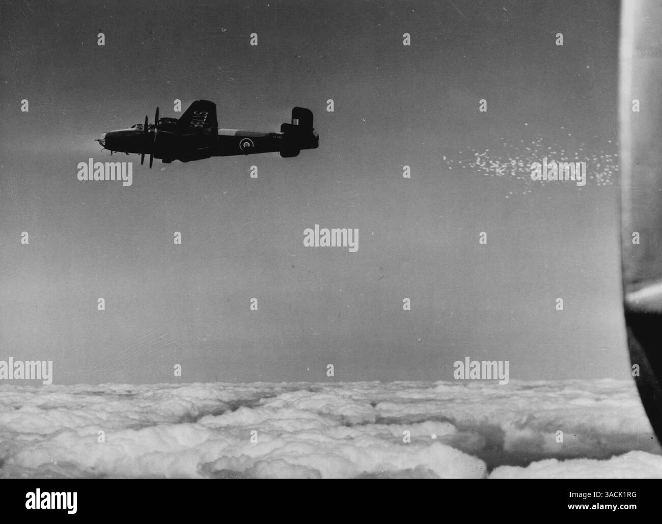 Post drop Black and White Stock Photos & Images - Alamy