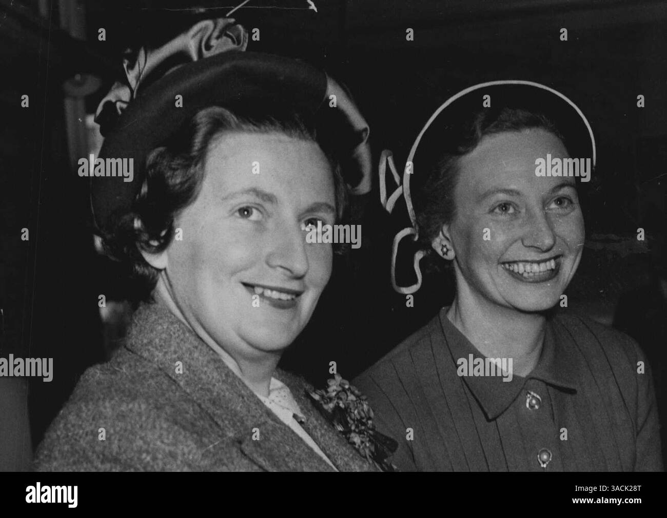 Survivors Meet. Famous war nurses, Sister Ellen Savage (left), survivor ...