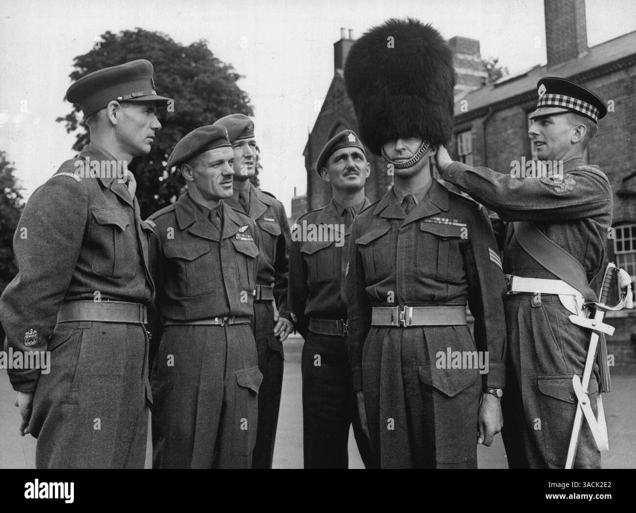 Spending m Black and White Stock Photos & Images - Alamy