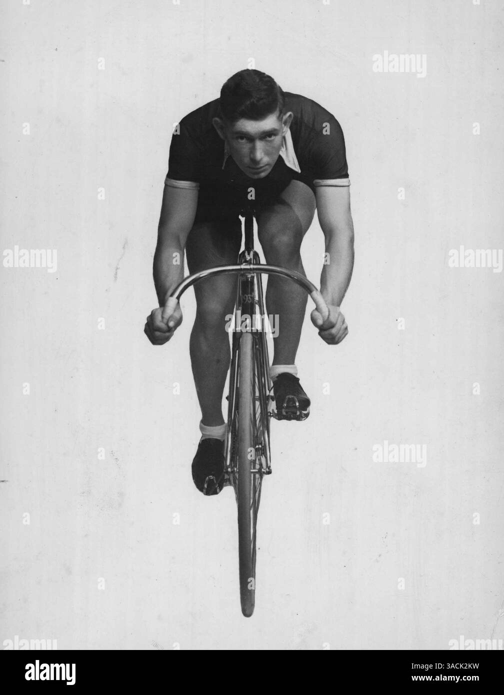 Joe Buckley, the Sydney cyclist who has been in England and on the ...
