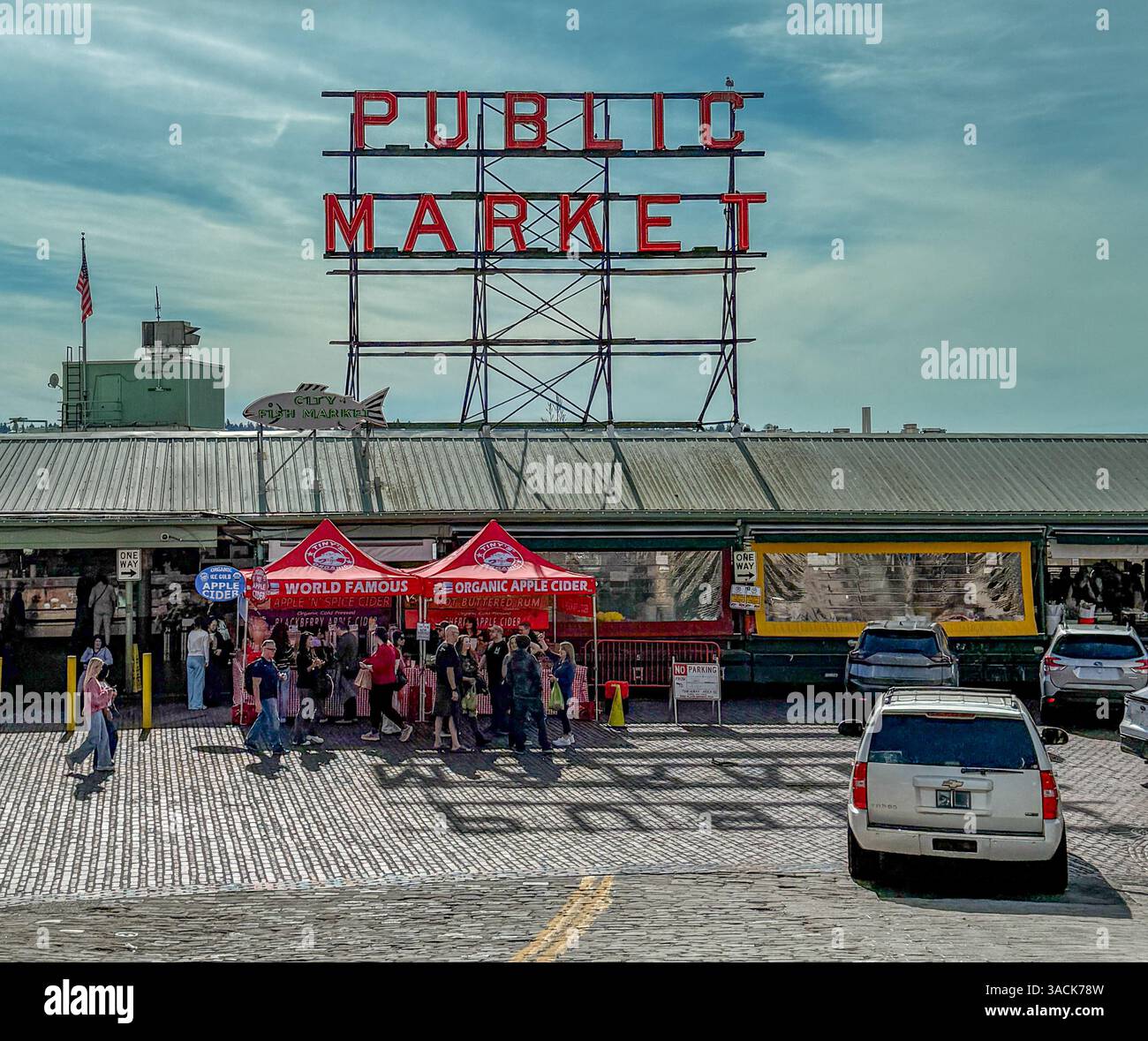 Public farmers market in Seattle WA Stock Photo - Alamy