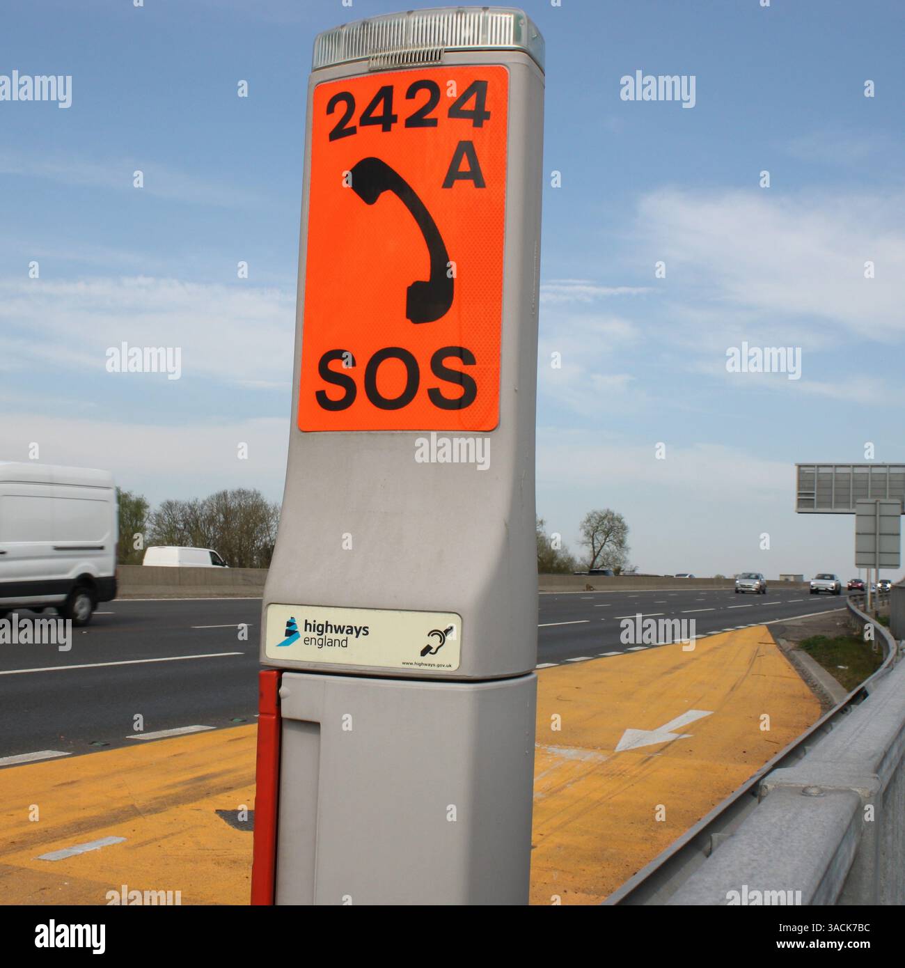 Smart motorway SOS telephone 2424A Emergency refuge area Stock Photo ...