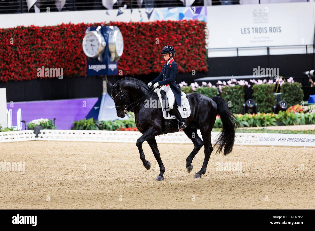 Charlotte Fry of Great Britain with Glamourdale during the Grand Hotel ...