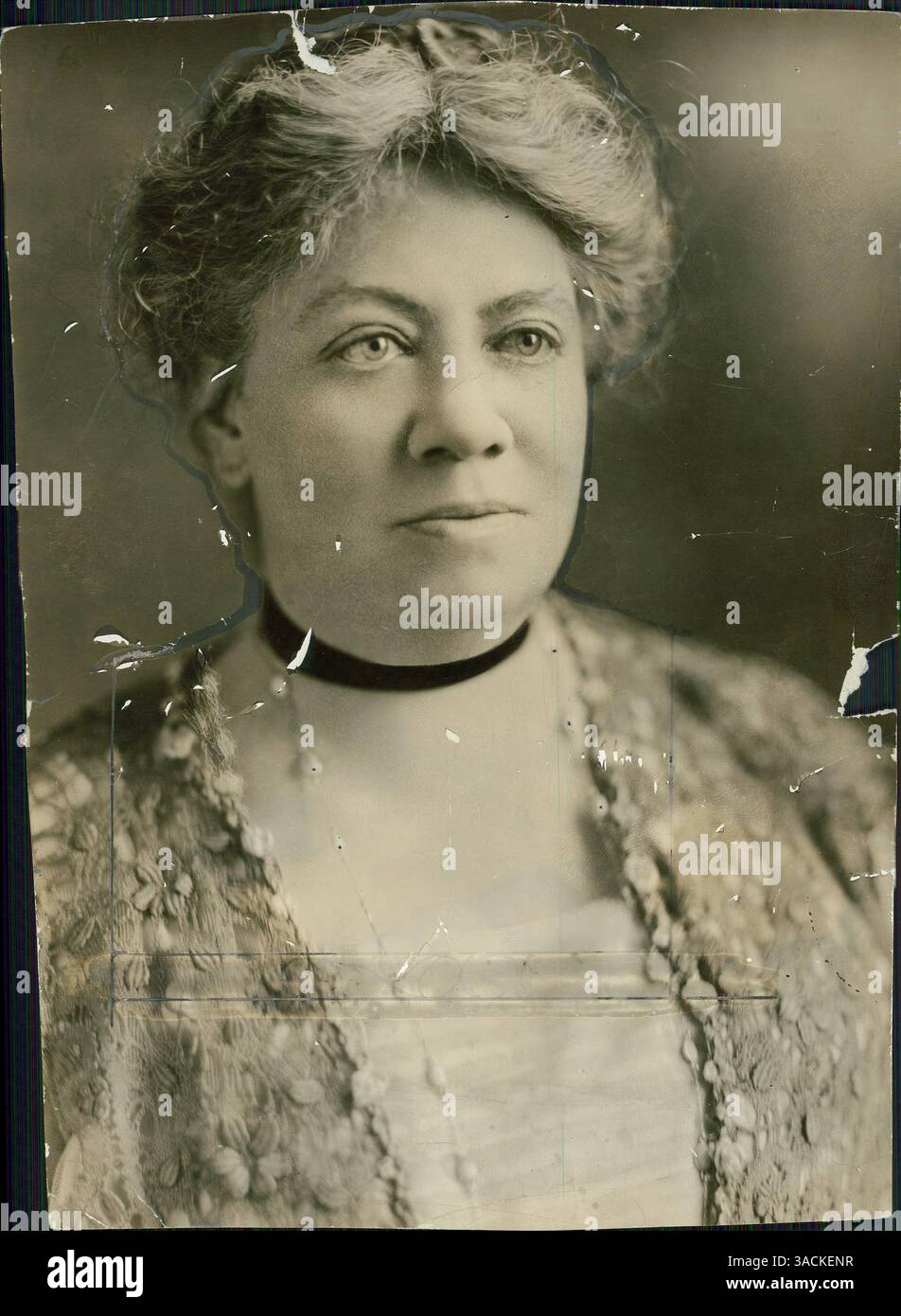 Mrs. Thomas G. Winter, president of the General Federation of Women's ...