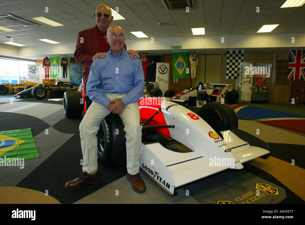 L to R): Tom Wheatcroft (GBR), Donington circuit owner, and Murray ...