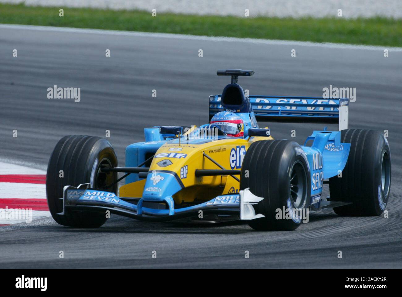 Pole sitter Fernando Alonso (ESP) Renault R23 claimed his and Spain's ...