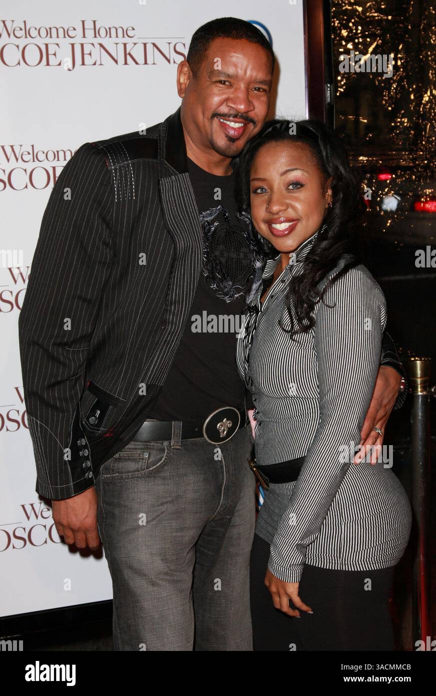 Jan 28, 2008 - Hollywood, California, USA - DORIEN WILSON and daughter ...