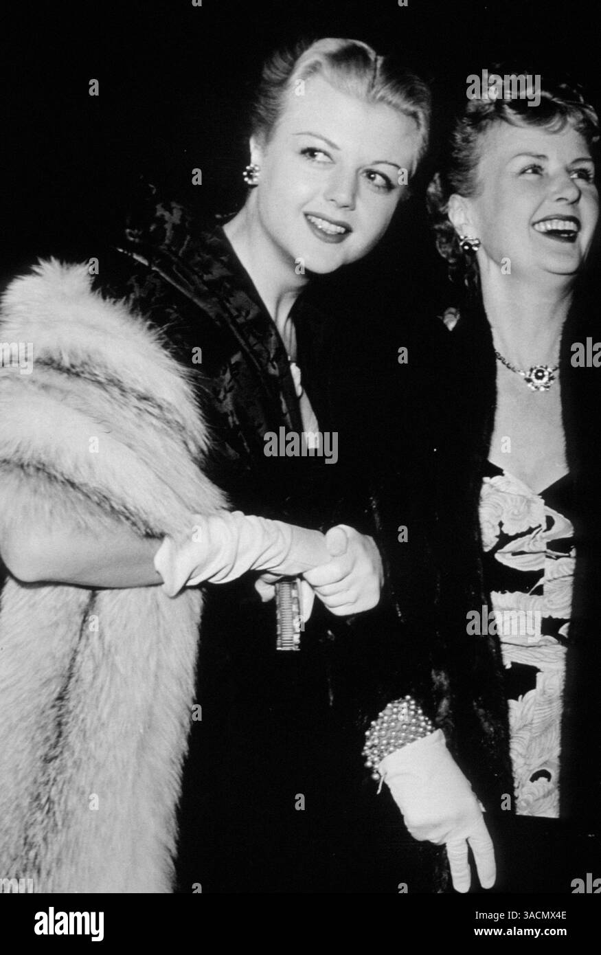 Studio Publicity Still: Angela Lansbury with her mother Mayona MacGill ...