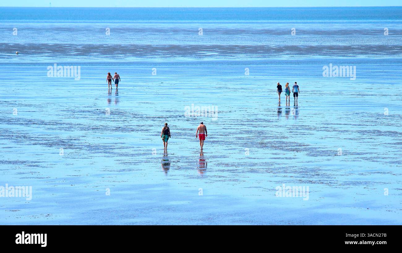 Tidal flat walk hi-res stock photography and images - Alamy