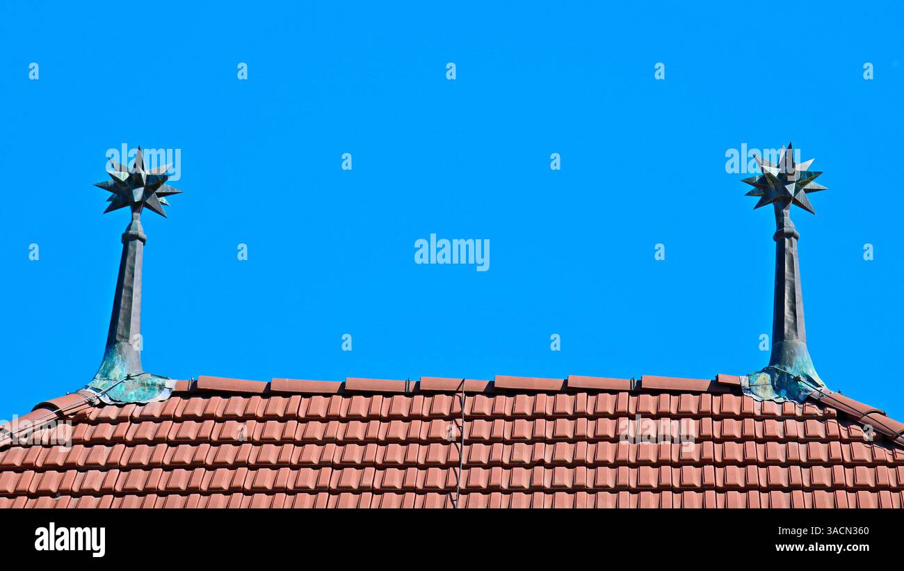 Lightning conductor house hi-res stock photography and images - Alamy