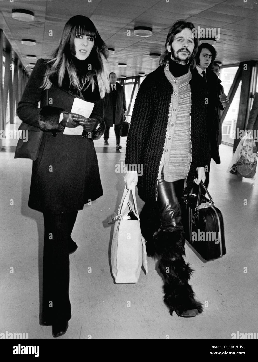 Beatle Ringo Starr with wife Maureen, 1971 Stock Photo - Alamy