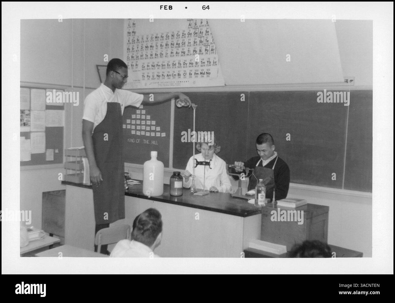 Experiment focused facilities hi-res stock photography and images - Alamy