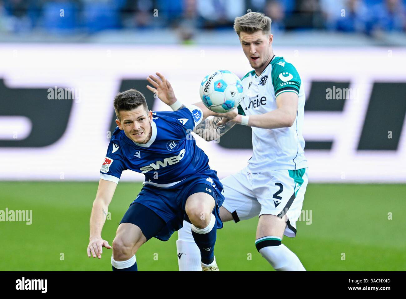 Karlsruhe, Germany. 04th Apr, 2025. Soccer: Bundesliga 2, Karlsruher SC ...