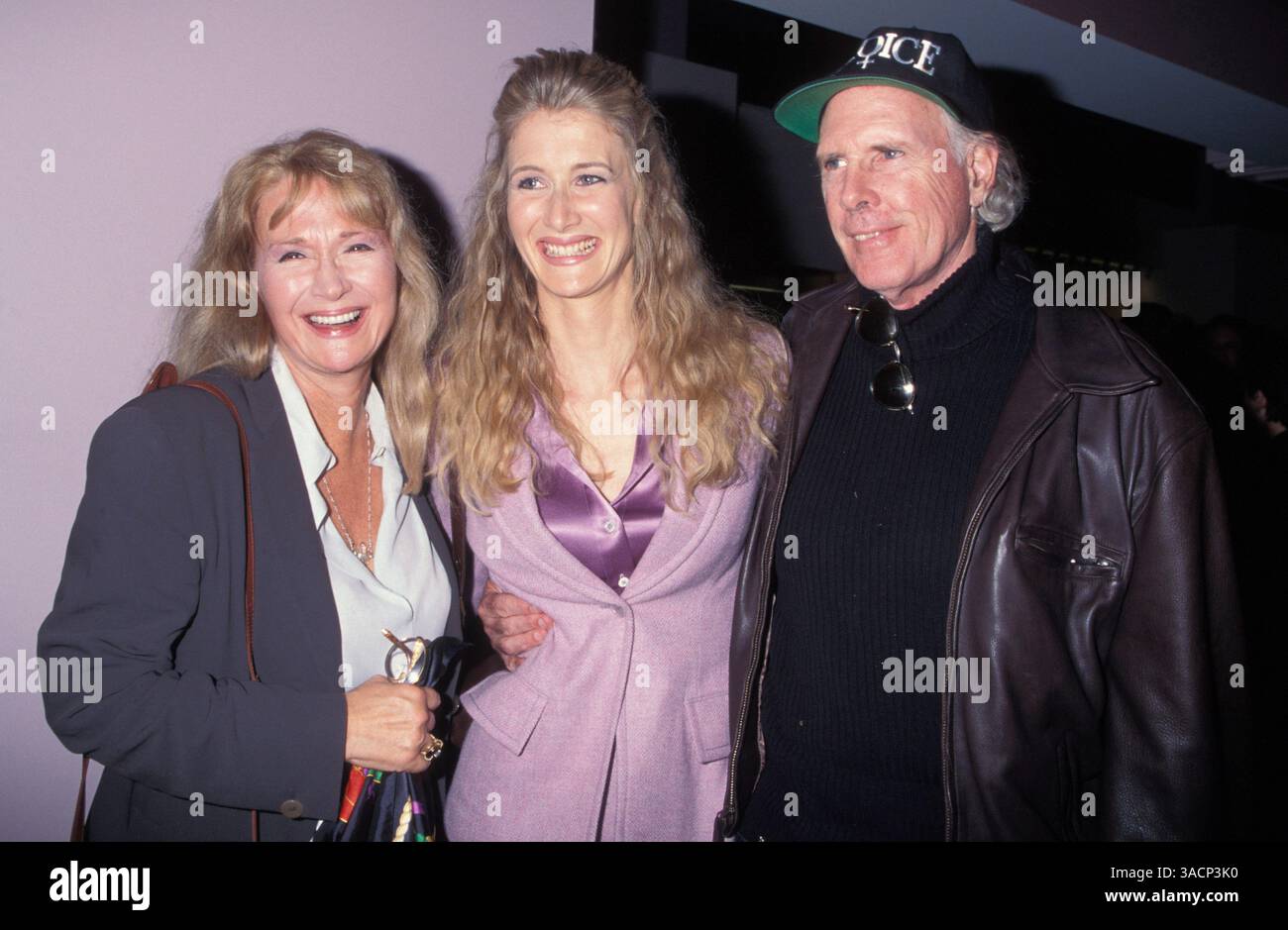 Nov 21, 1996 - Los Angeles, CA, USA - Actors DIANE LADD, LAURA ...