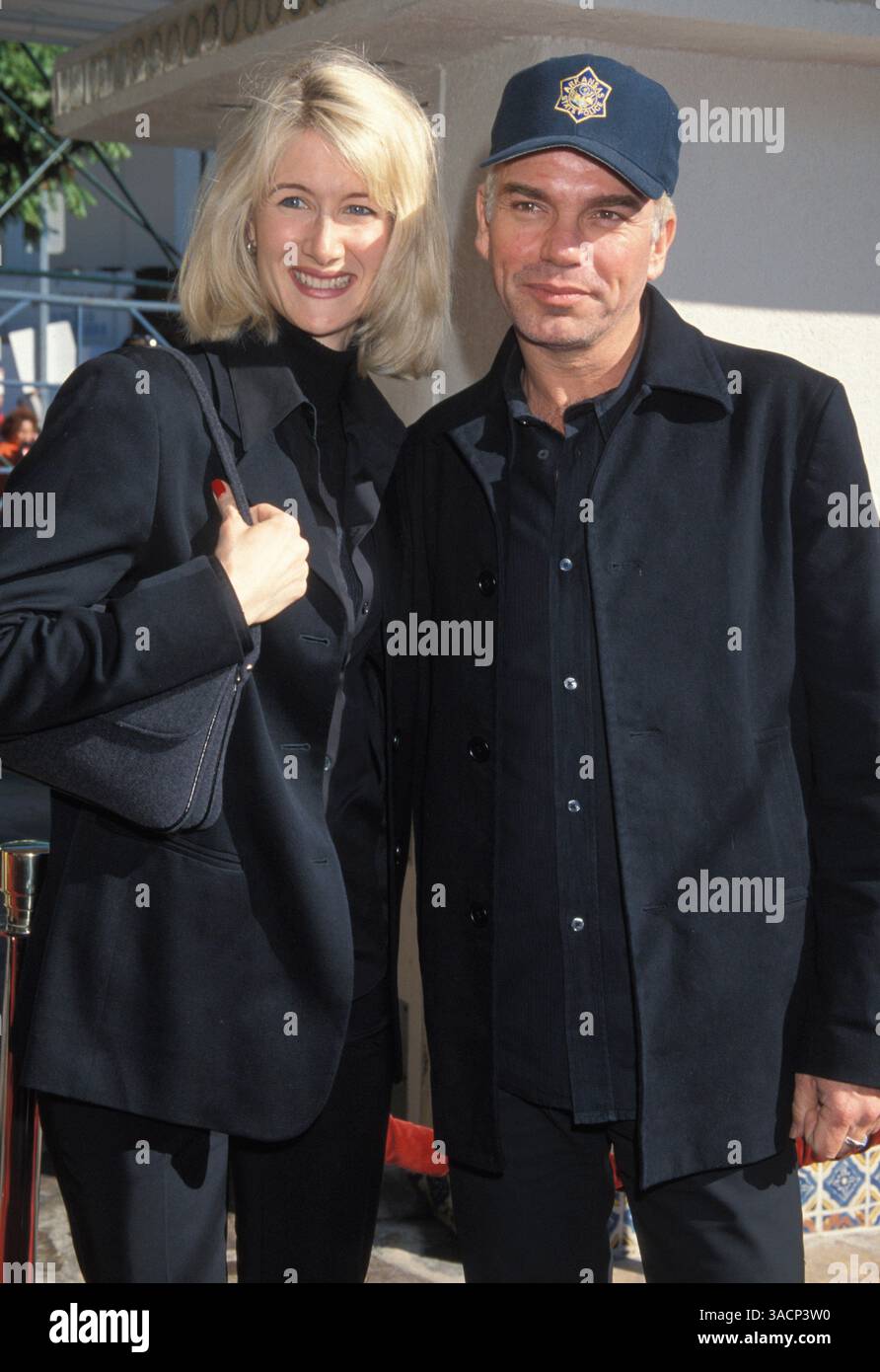 Dec 05, 1998 - Westwood, CA, USA - American actress LAURA ELIZABETH ...