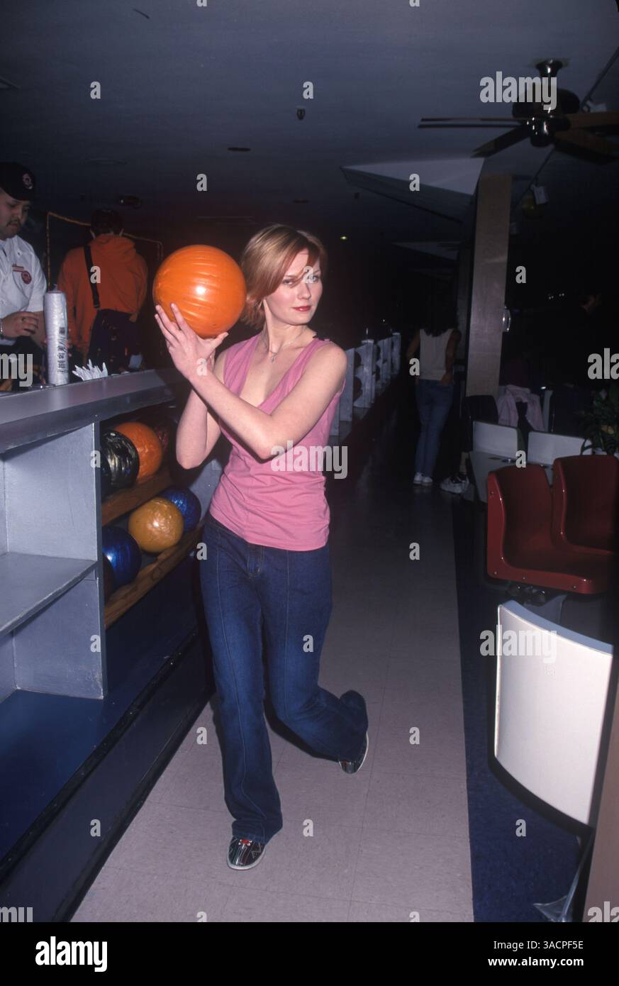 Mar 03, 2001 - Los Angeles, California, USA - KIRSTEN DUNST at a ...