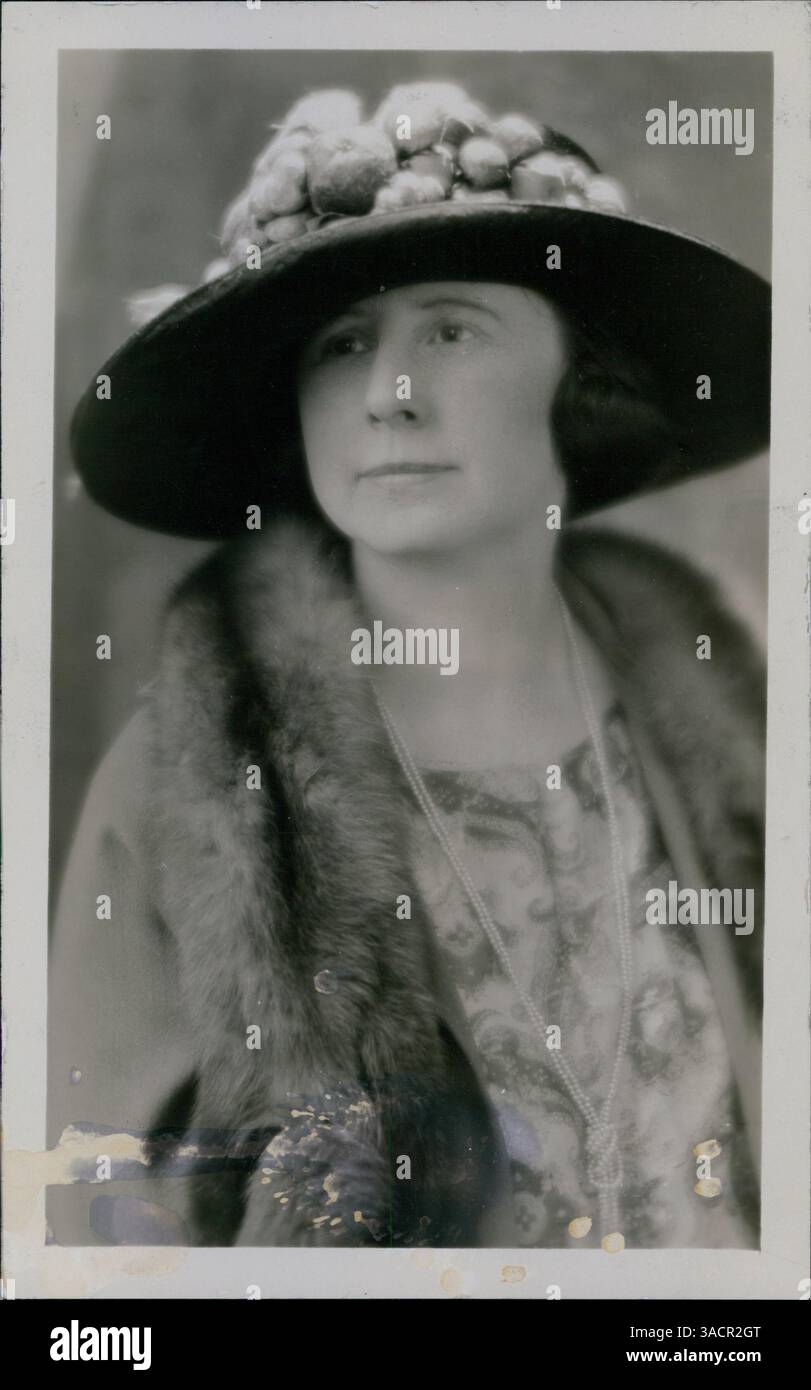 Photograph of Mrs. Weir Agnew Jepson, a notable figure captured in a ...