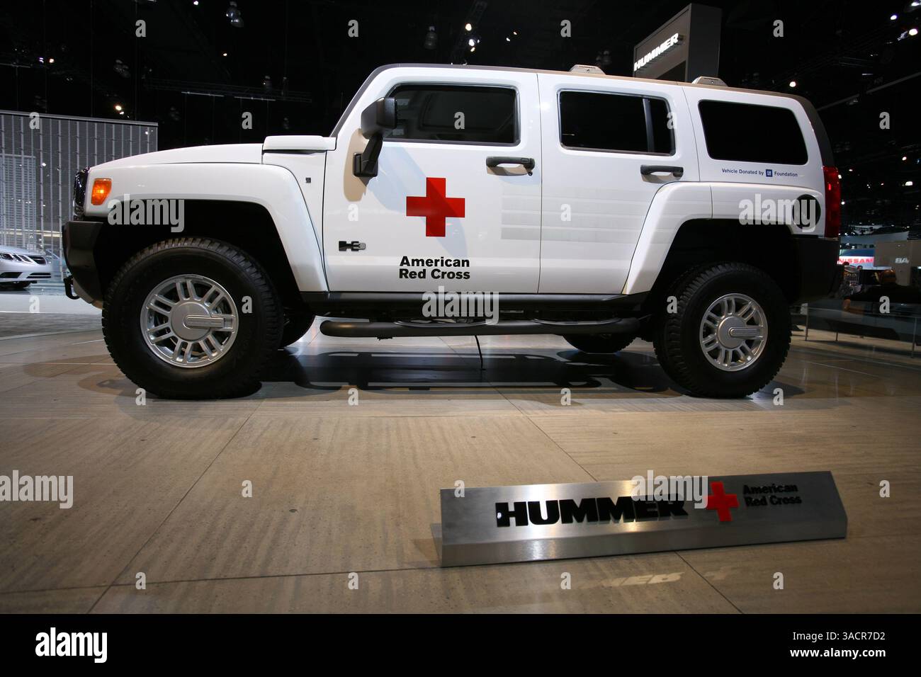 Nov 14, 2007 - Los Angeles, California, USA - Red Cross Hummer H3. The ...