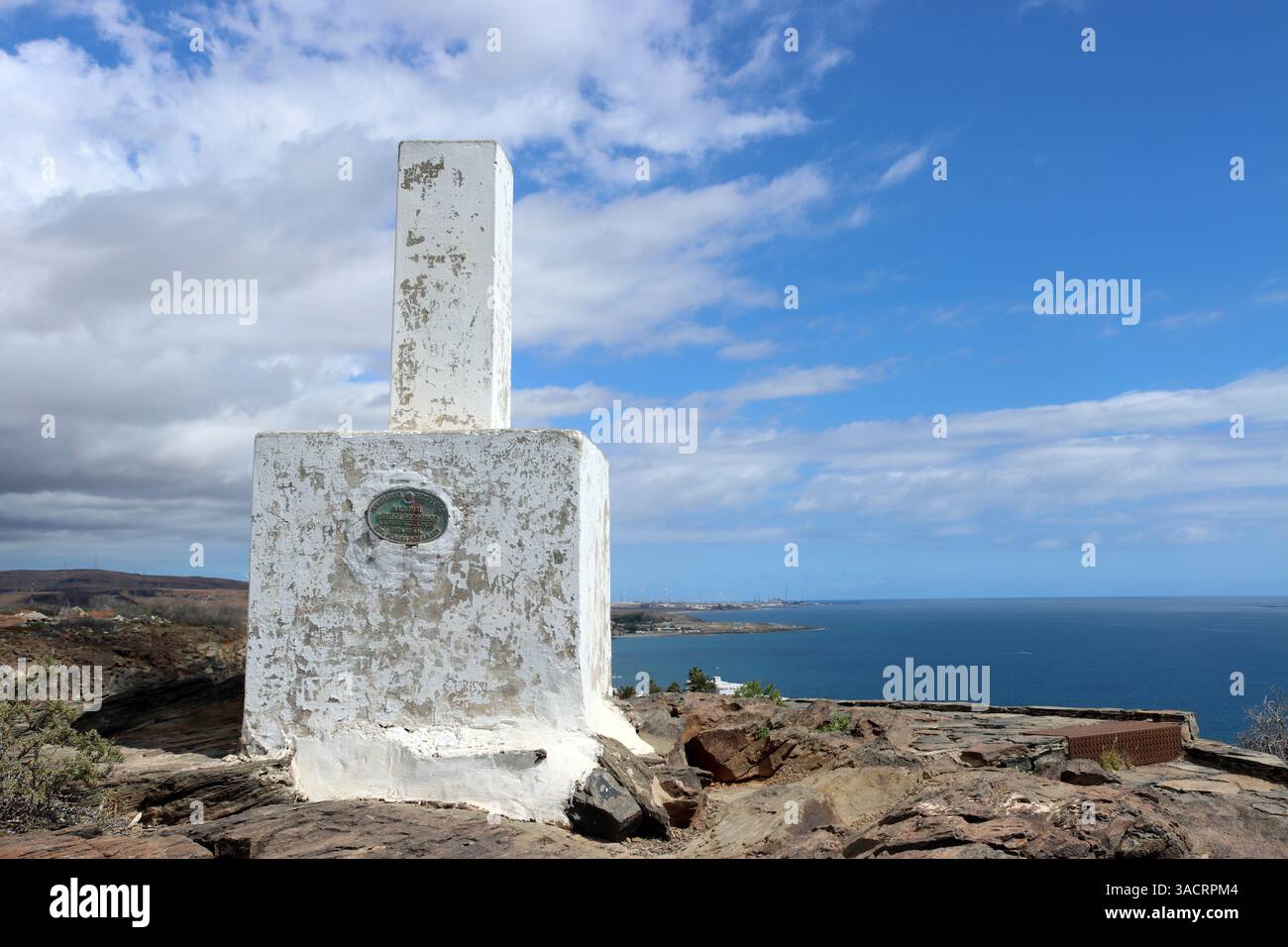 Geodetic measuring point of the National Geographic Institute, Gran ...