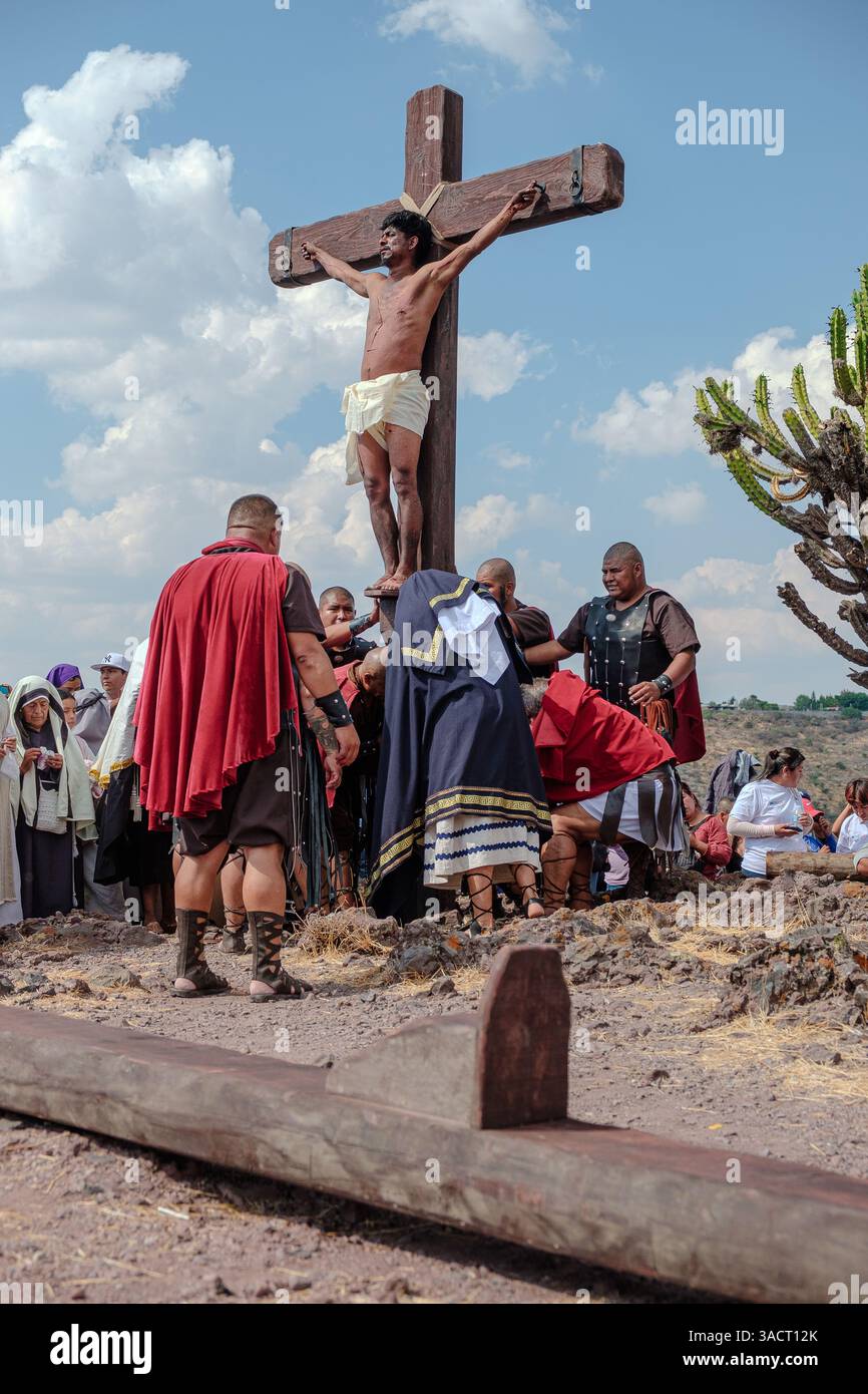 Good Friday representation of the Way of the Cross in La Cañada ...