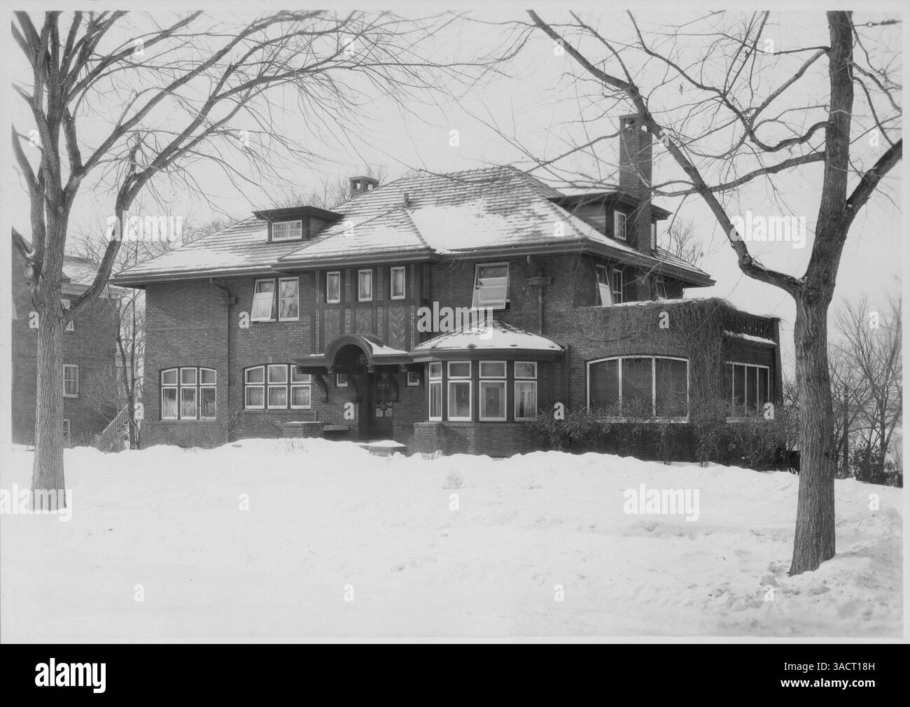 Construction reflects Black and White Stock Photos & Images - Alamy