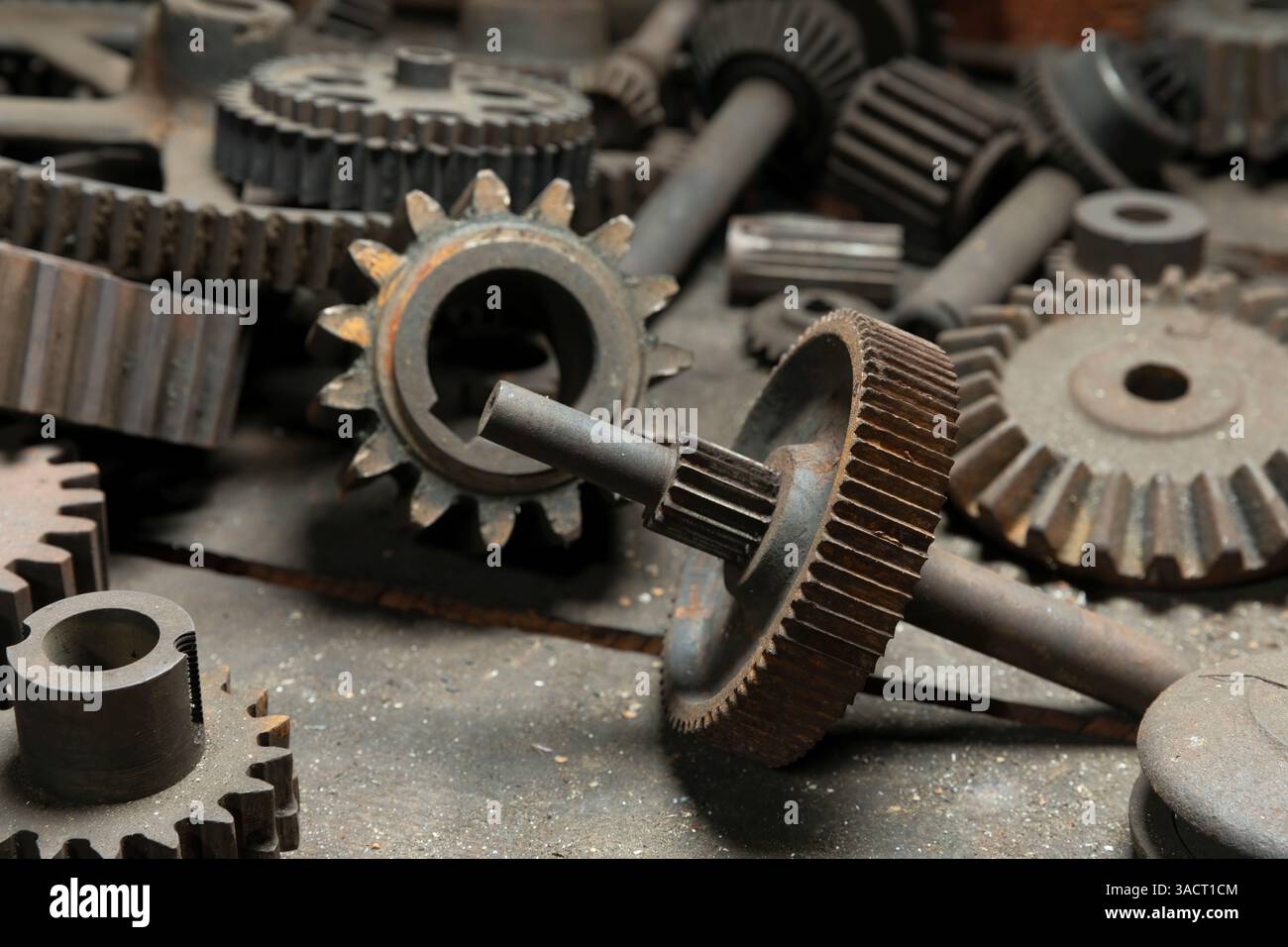 Old worn cog gear hi-res stock photography and images - Alamy