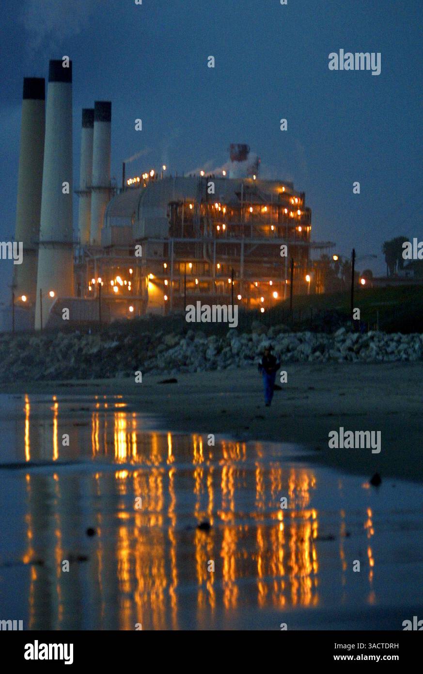 Jan 11, 2001; Los Angeles, CA, USA; Southern California Edison power ...