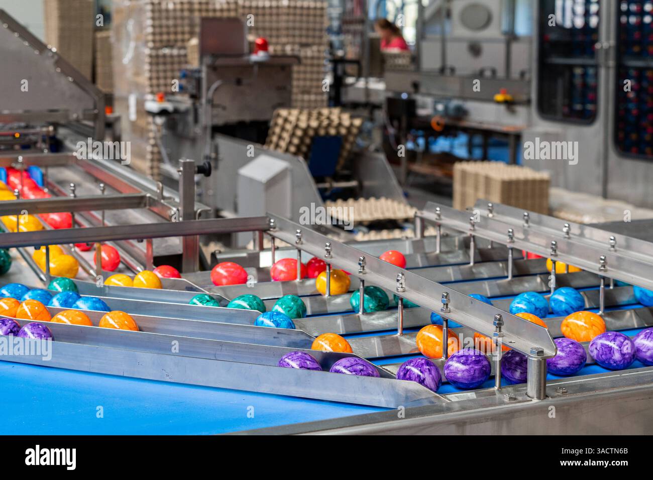 Eierfarbung hi-res stock photography and images - Alamy