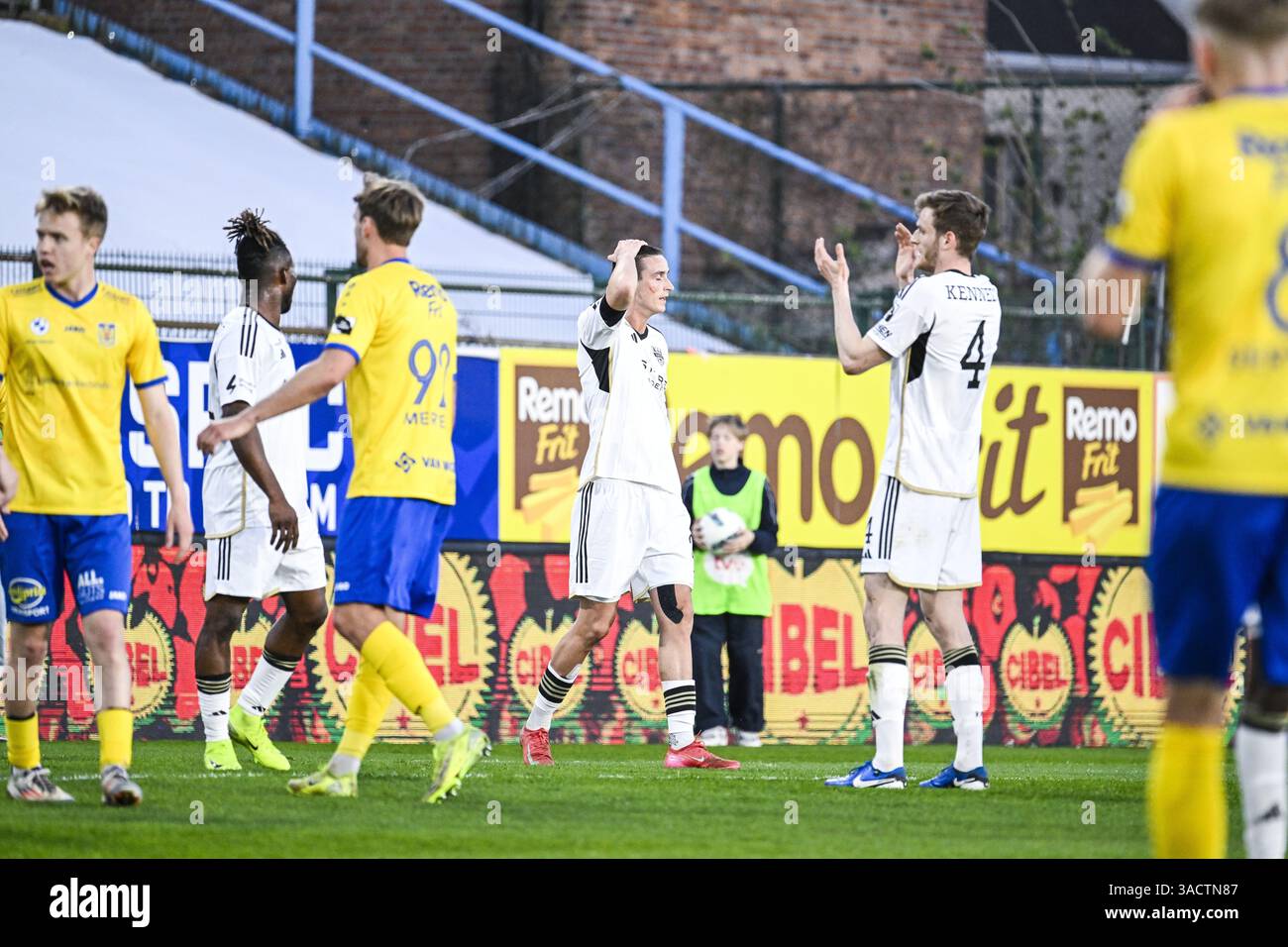 Beveren Waas, Belgium. 04th Apr, 2025. Eupen's Yentl Van Genechten ...