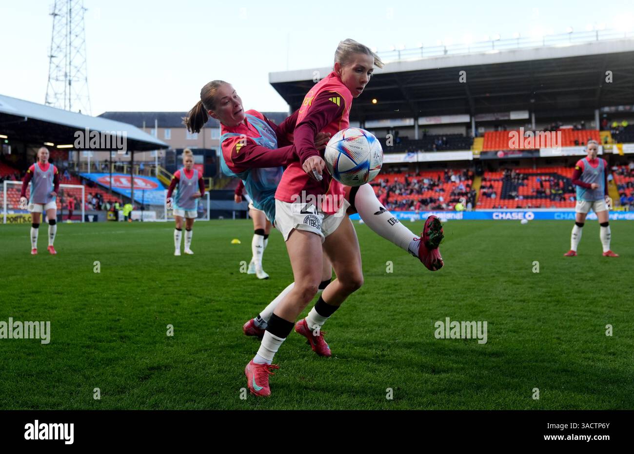 Germany's Sjoeke Nusken (left) and Elisa Senb during the warm up before ...