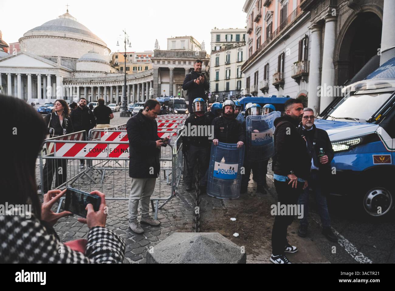 Napoli, Italy. 04th Apr, 2025. Faced with the acceleration of the ...