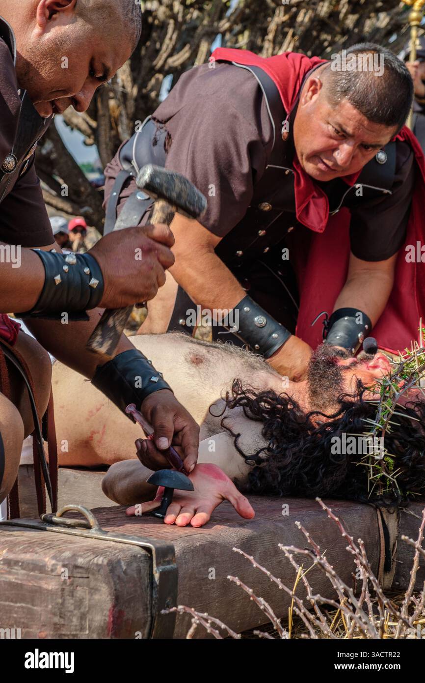 Good Friday representation of the Way of the Cross in La Cañada ...