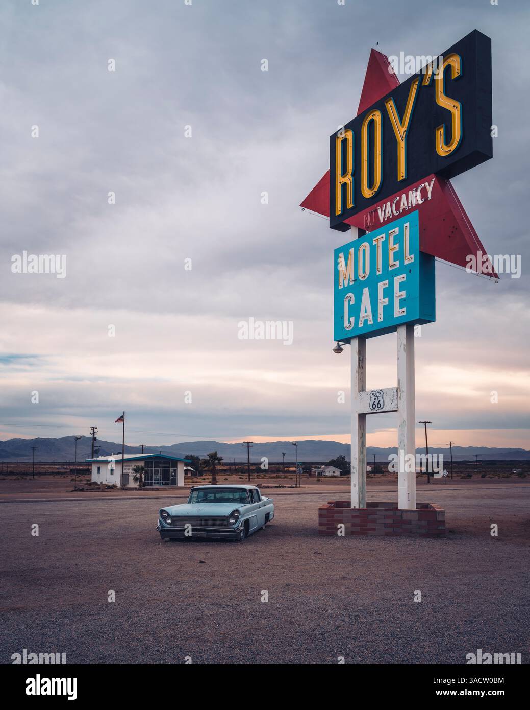 Roy's Motel Cafe sign, Route 66, USA, California Stock Photo - Alamy