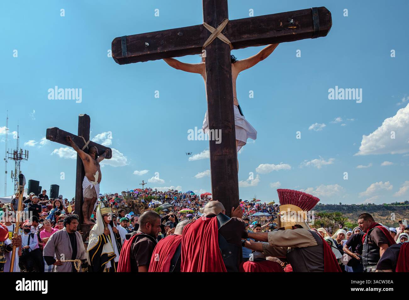 Good Friday representation of the Way of the Cross in La Cañada ...
