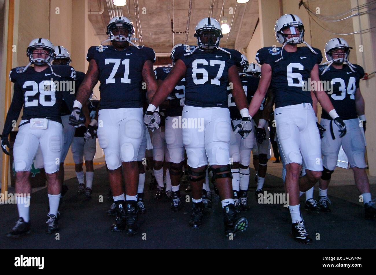 30 2 295 67 hi-res stock photography and images - Alamy