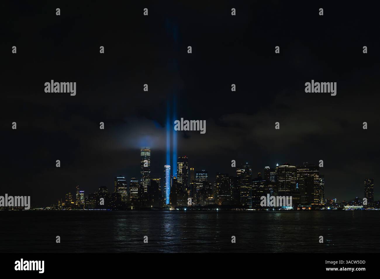 Tribute in Light monument, Manhattan skyline, New York City, USA Stock ...