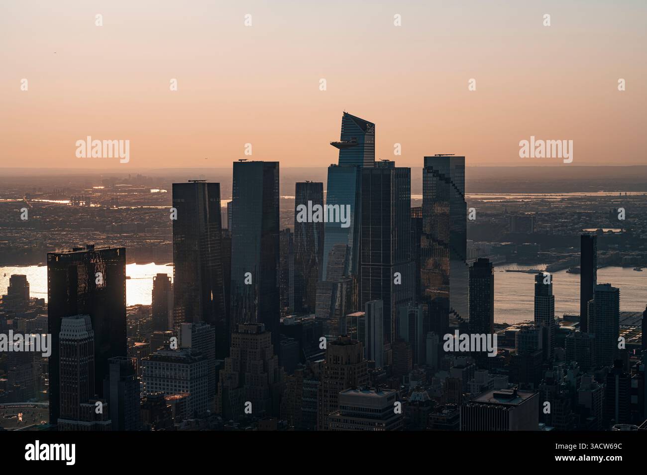 Sunset, New York City, city overview from SUMMIT One Vanderbilt, Edge ...