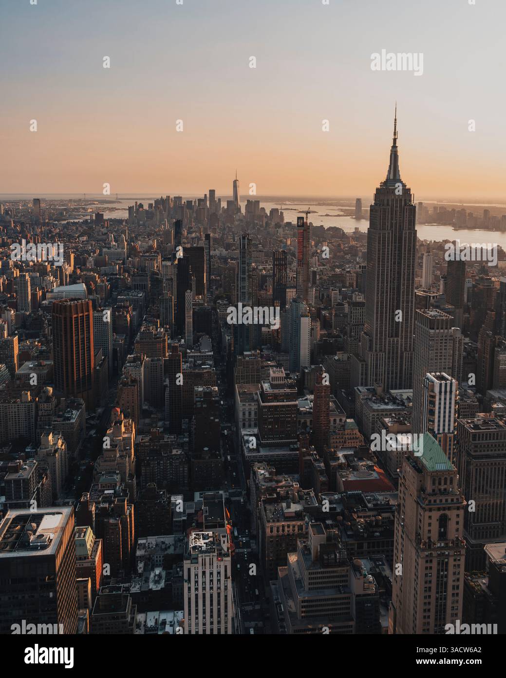 Sunset, New York City, city overview of SUMMIT One Vanderbilt, Empire ...