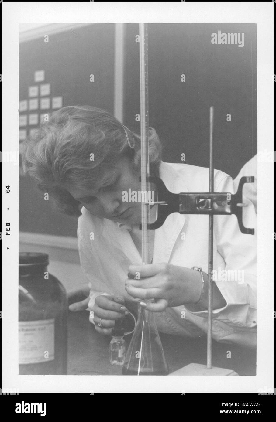 High school science classroom students Black and White Stock Photos ...