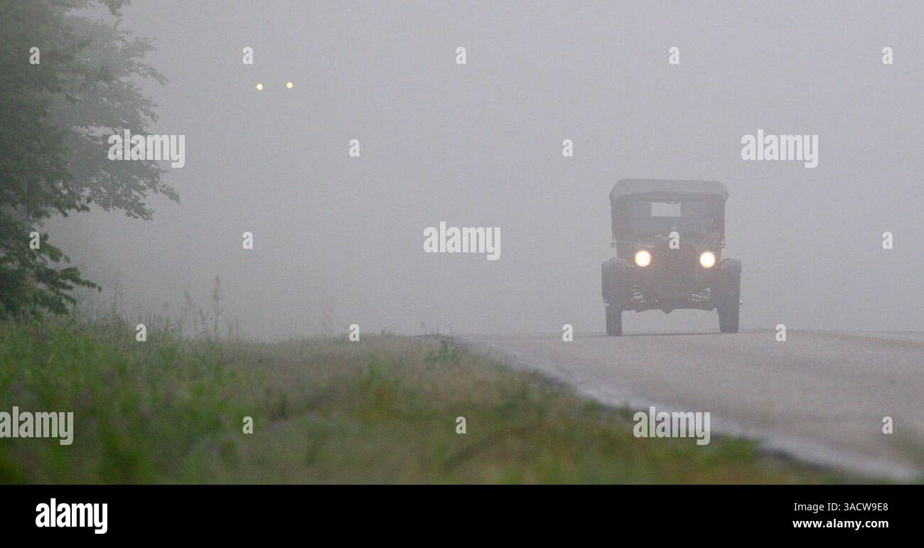 May 09, 2008 - San Antonio, Texas, USA - DANIEL BRATCHER drives his ...