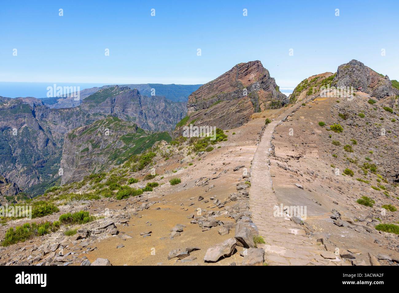 Pico do Arieiro, Pico Ruivo, summit, PR1 hiking trail, Portuguese ...