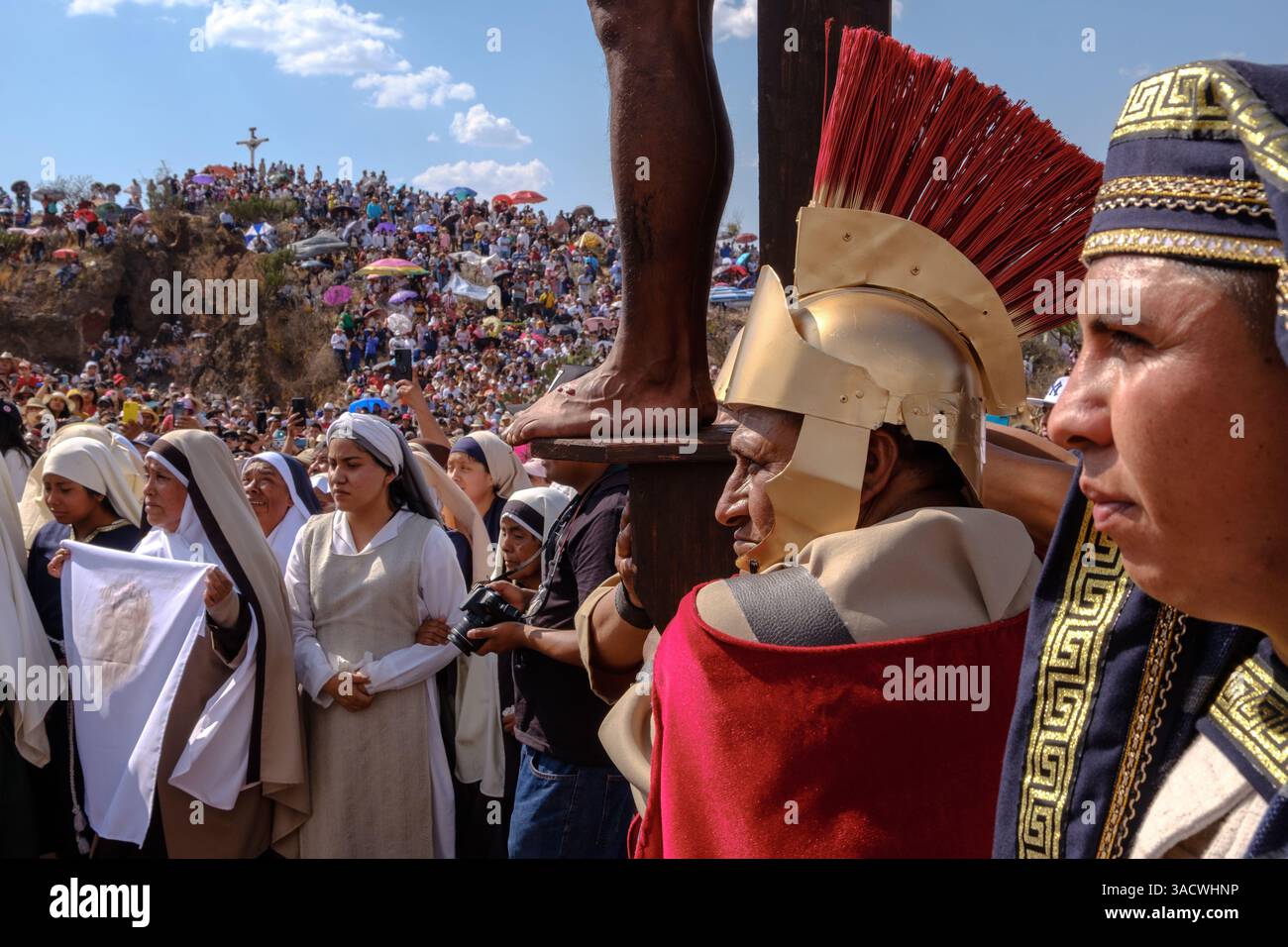 Good Friday representation of the Way of the Cross in La Cañada ...