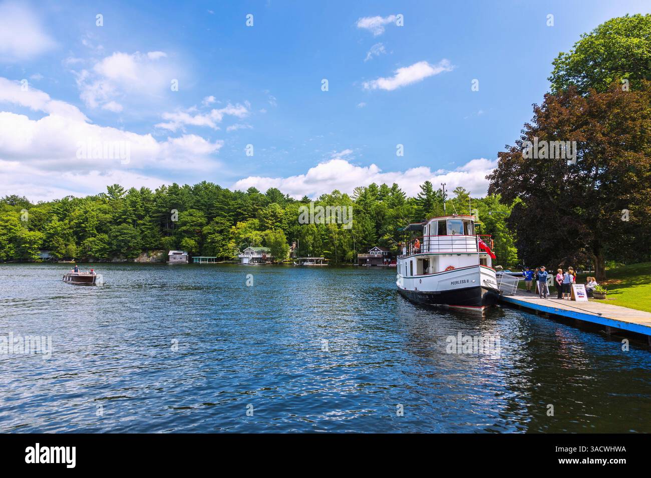 Peerless ii cruises hi-res stock photography and images - Alamy