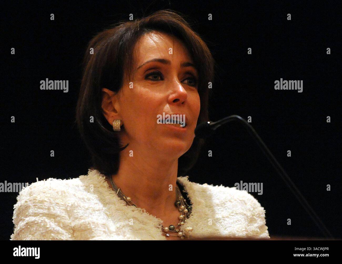 Modelo de grupo hi-res stock photography and images - Alamy