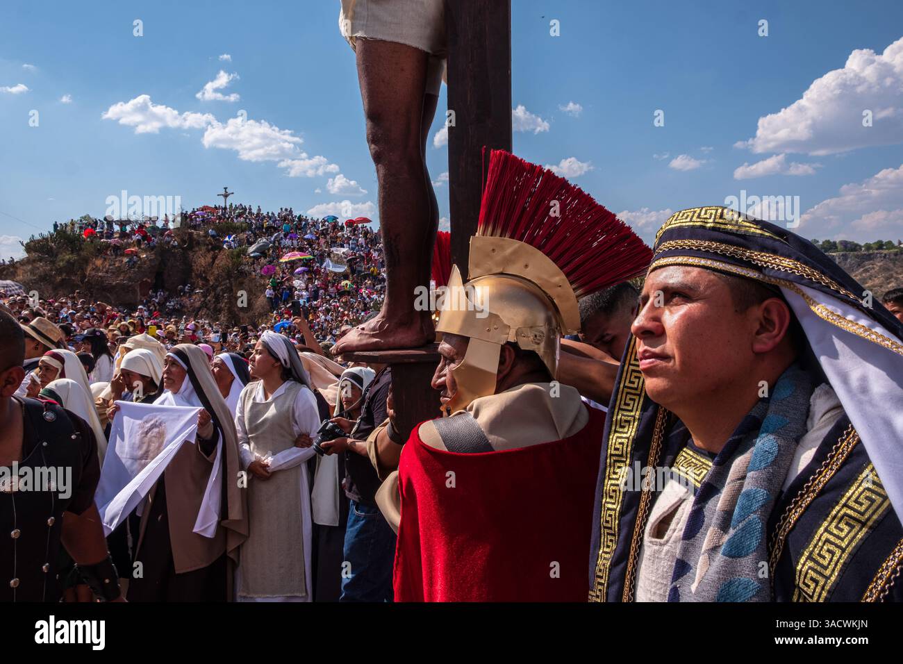 Good Friday representation of the Way of the Cross in La Cañada ...