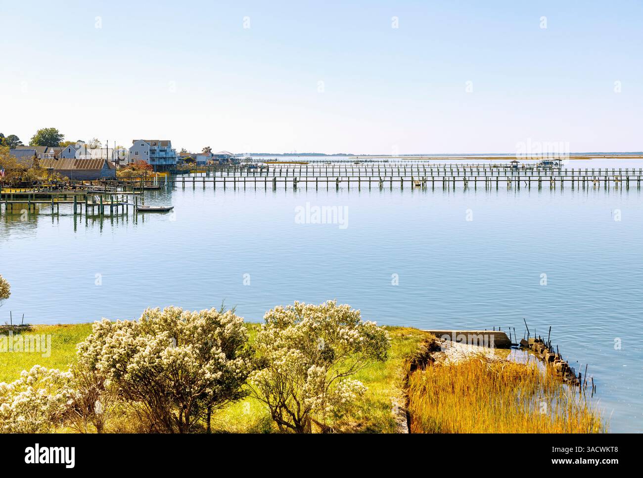 Houses with pier in Chincoteague on Chincoteague Bay, Accomack Count ...