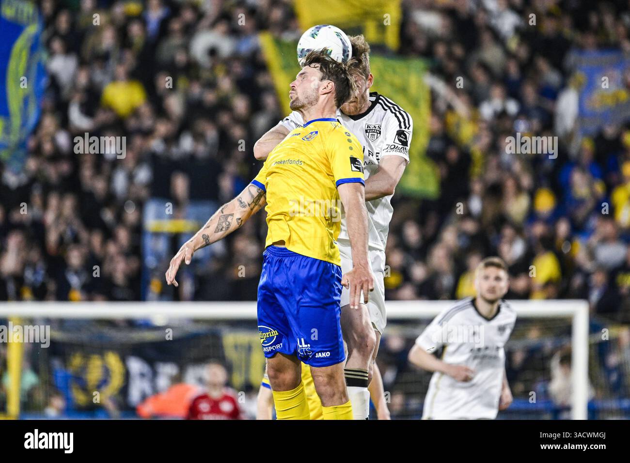 Beveren Waas, Belgium. 04th Apr, 2025. Beveren's Lennert Mertens and ...