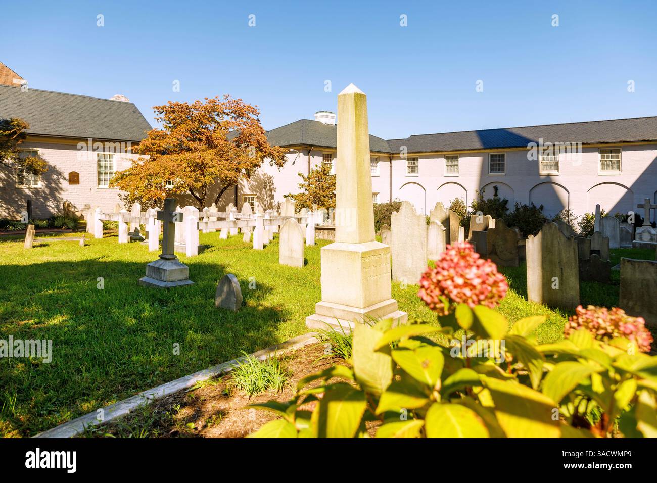 St. George's Episcopal Church Cemetery in the Historic District in ...