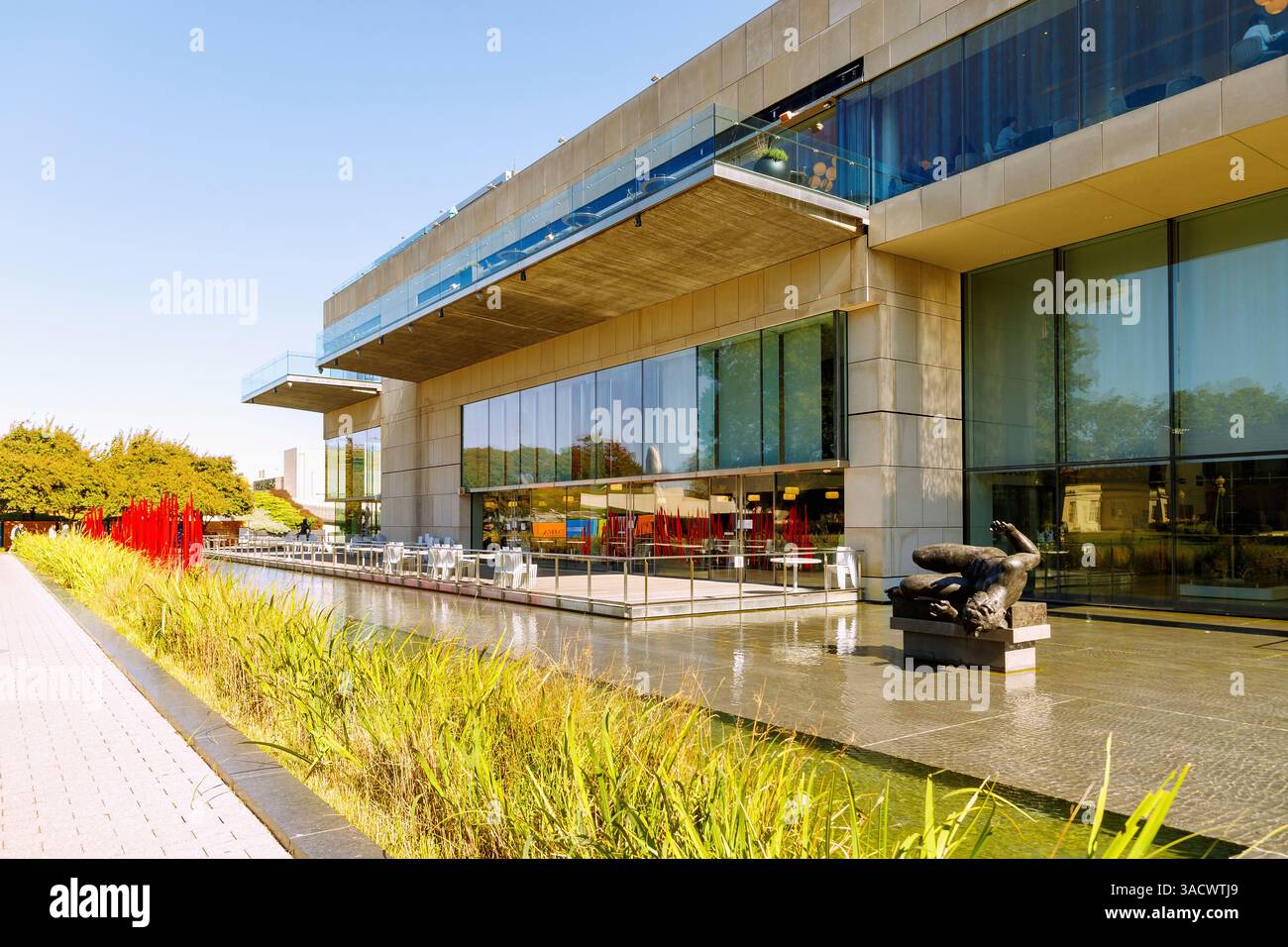 Virginia Museum of Fine Arts (VMFA) in Richmond, Virginia, USA Stock ...