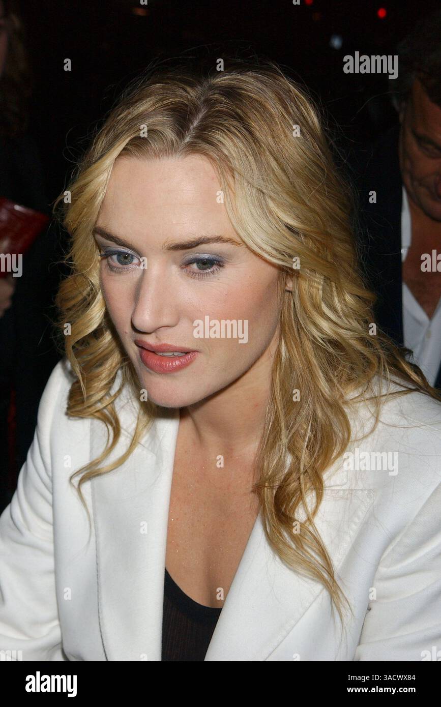 Oct 31, 2004; New York, NY, USA; Oct 31, 2004; New York, NY, USA; KATE ...